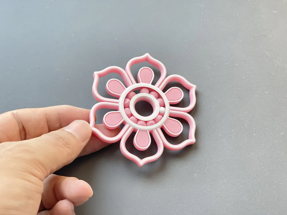 Fléchette Fidget Spinner Imprimée en 3D (Fleur de Pêcher) - Modèle d ...