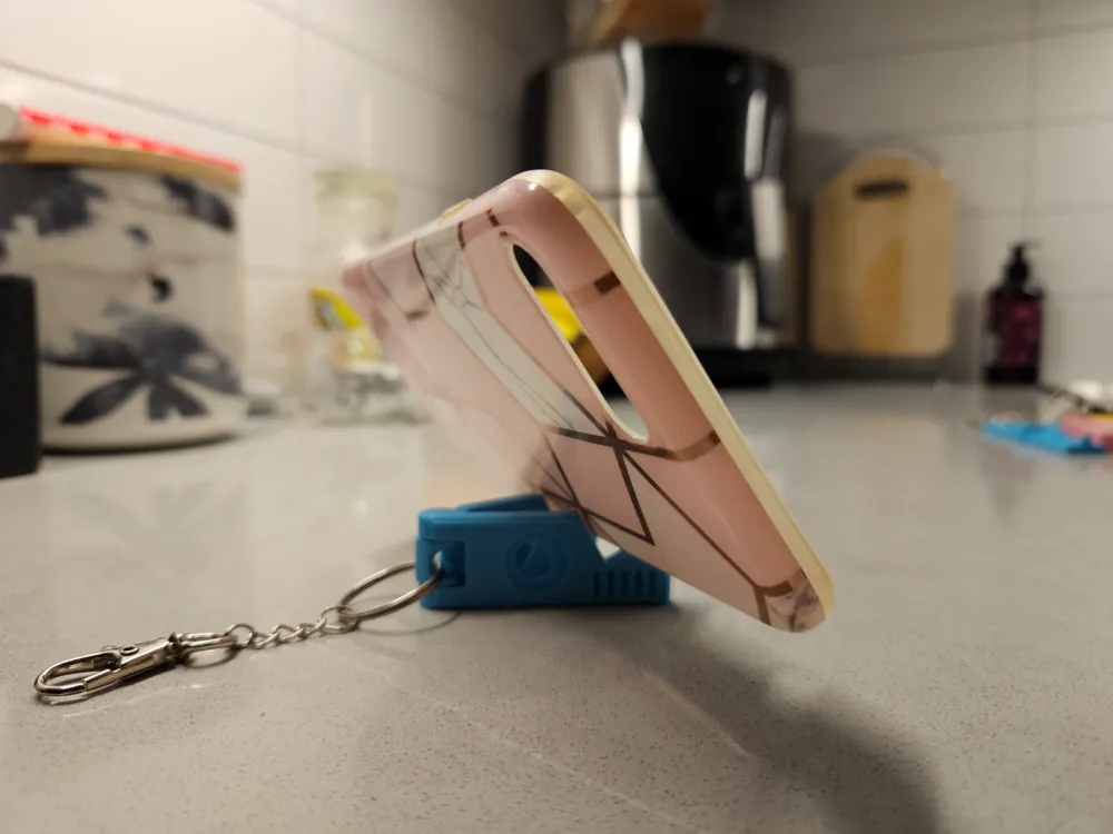 Fidget Phone Holder for Keychain by Loffe MakerWorld: Download Free 3D ...