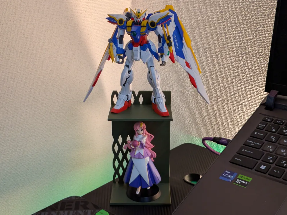 Gunpla Stand/Display for 2 Models by JapanFusion MakerWorld: Download ...
