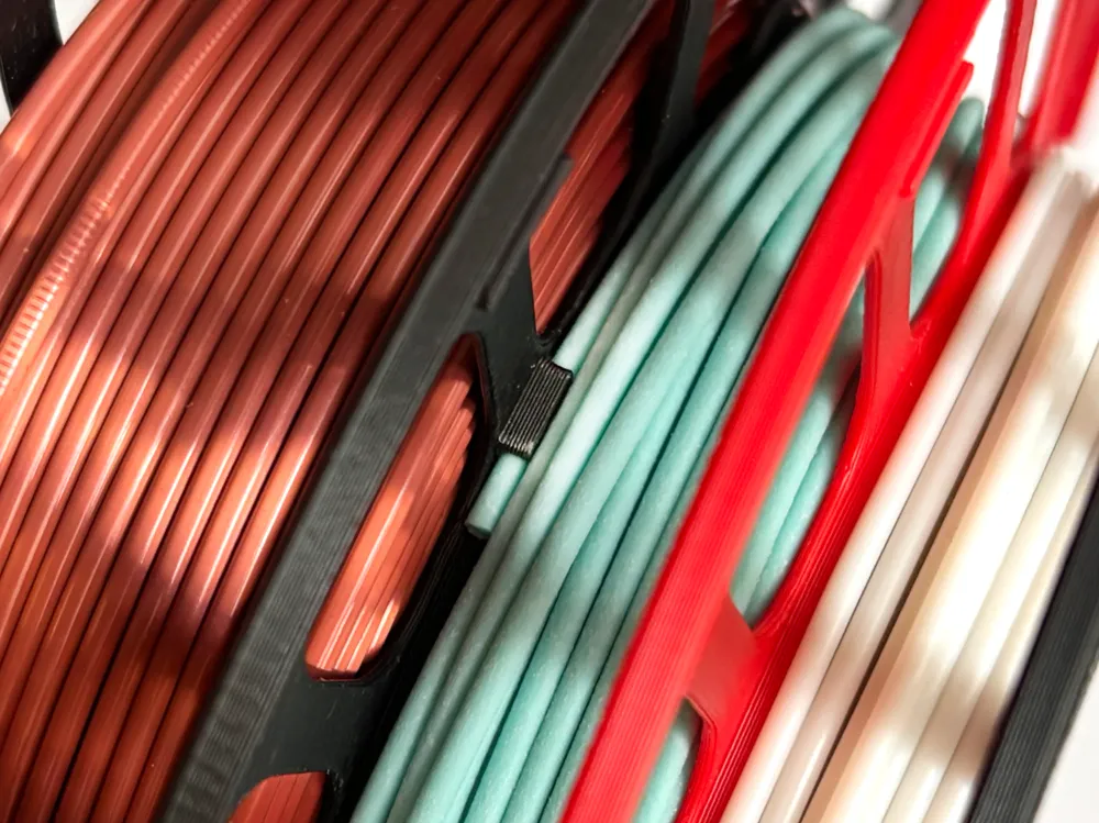 Mini Spool with Dividers - Bambu Cardboard Core by PerlaForm - MakerWorld