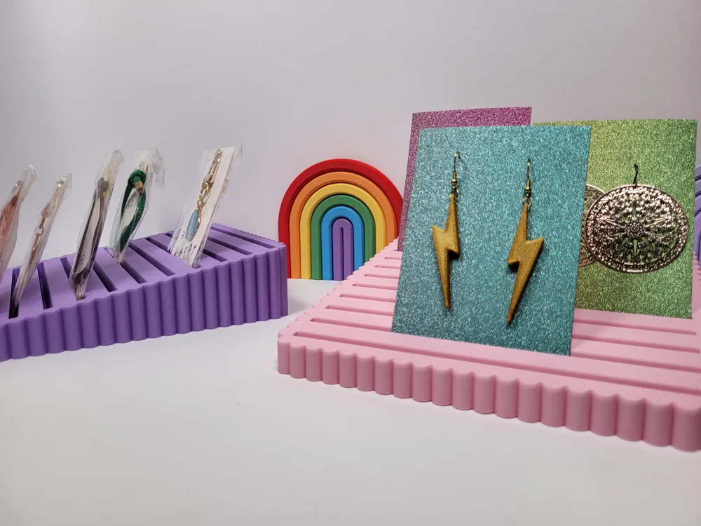 Postcard Ear-Ring Bookmark Display by Art Design. 3D MakerWorld ...