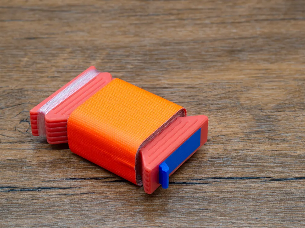 Hikers EDC Container - Free 3D Print Model - MakerWorld