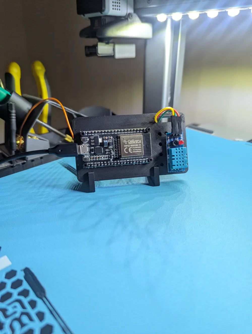ESP 32 Holder - Multiple Fixture Points by TheAllegededEngineer ...