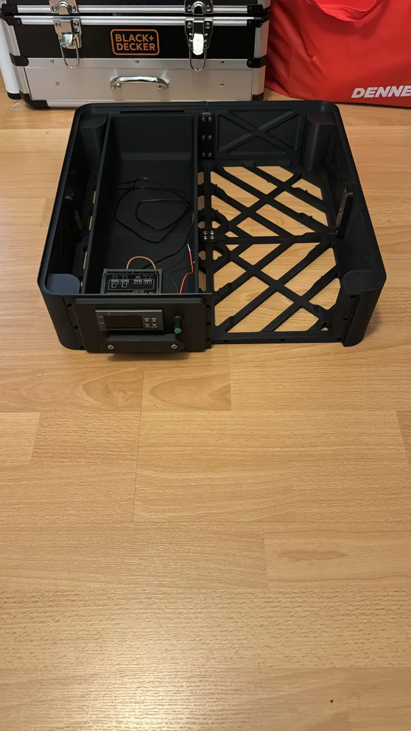 X1C riser with chamber heater/bentobox controller. Remixed by alvesjc1 ...