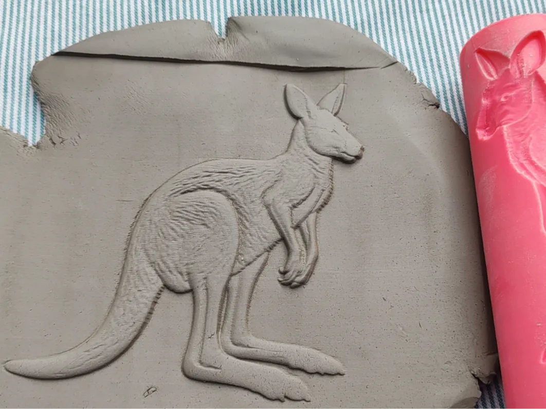 Texture Roller – Outback Kangaroo - Free 3D Print Model - MakerWorld