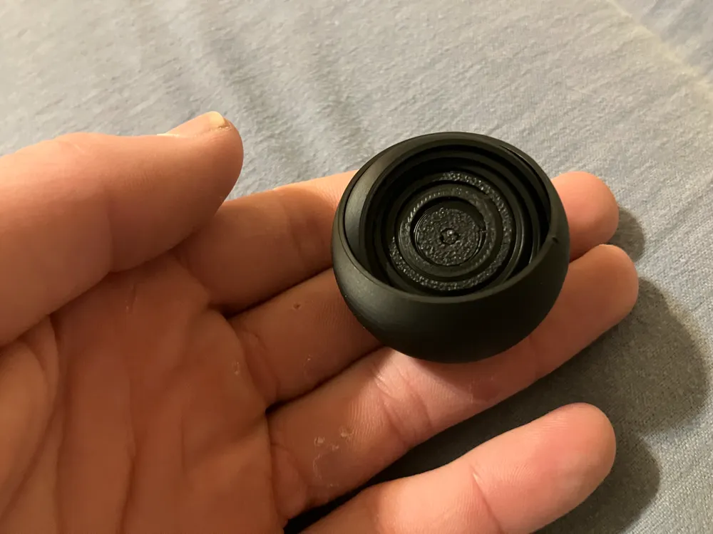 Gyro Shaped Fidget Toy(Print-In-Place) by Blazin' Designs - MakerWorld