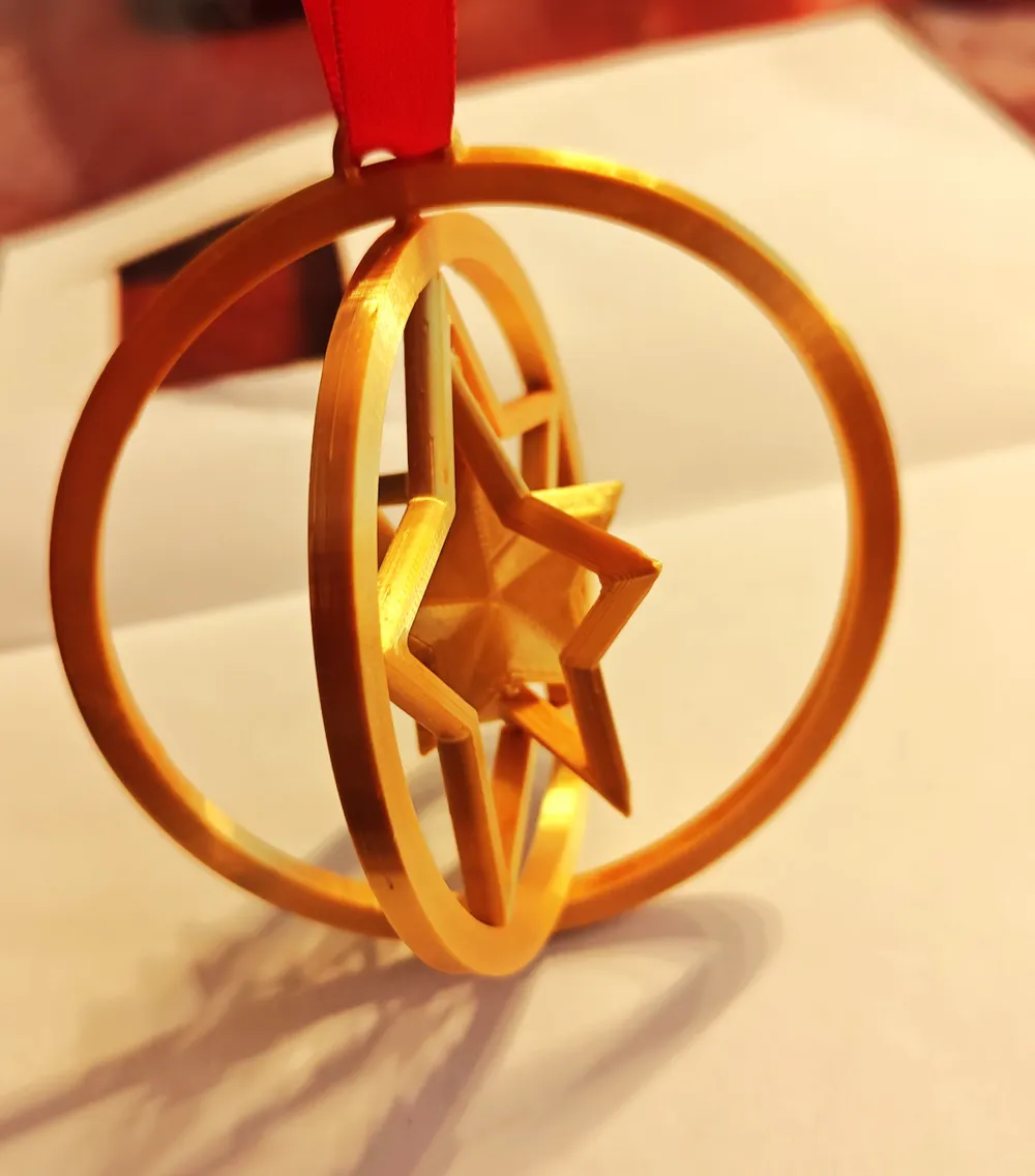 Spinning Christmas Ornament Star Gyro by Marwolaeth - MakerWorld