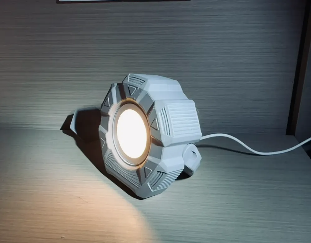 Outdoor Lighting/Spotlight/Adjustable Angle by 橡Bro - MakerWorld