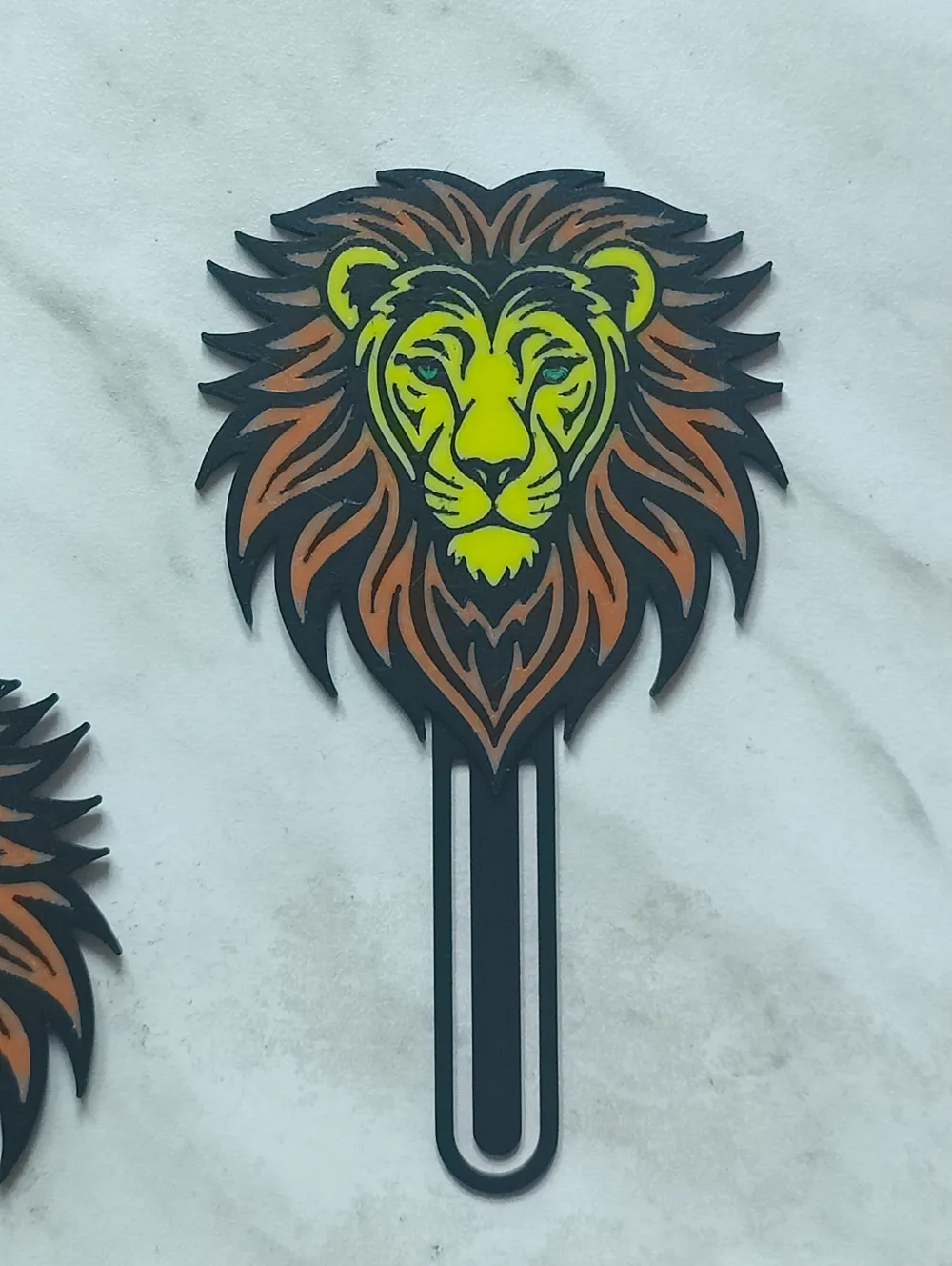 Lion - Bookmark and Keychain by Demmacs - MakerWorld