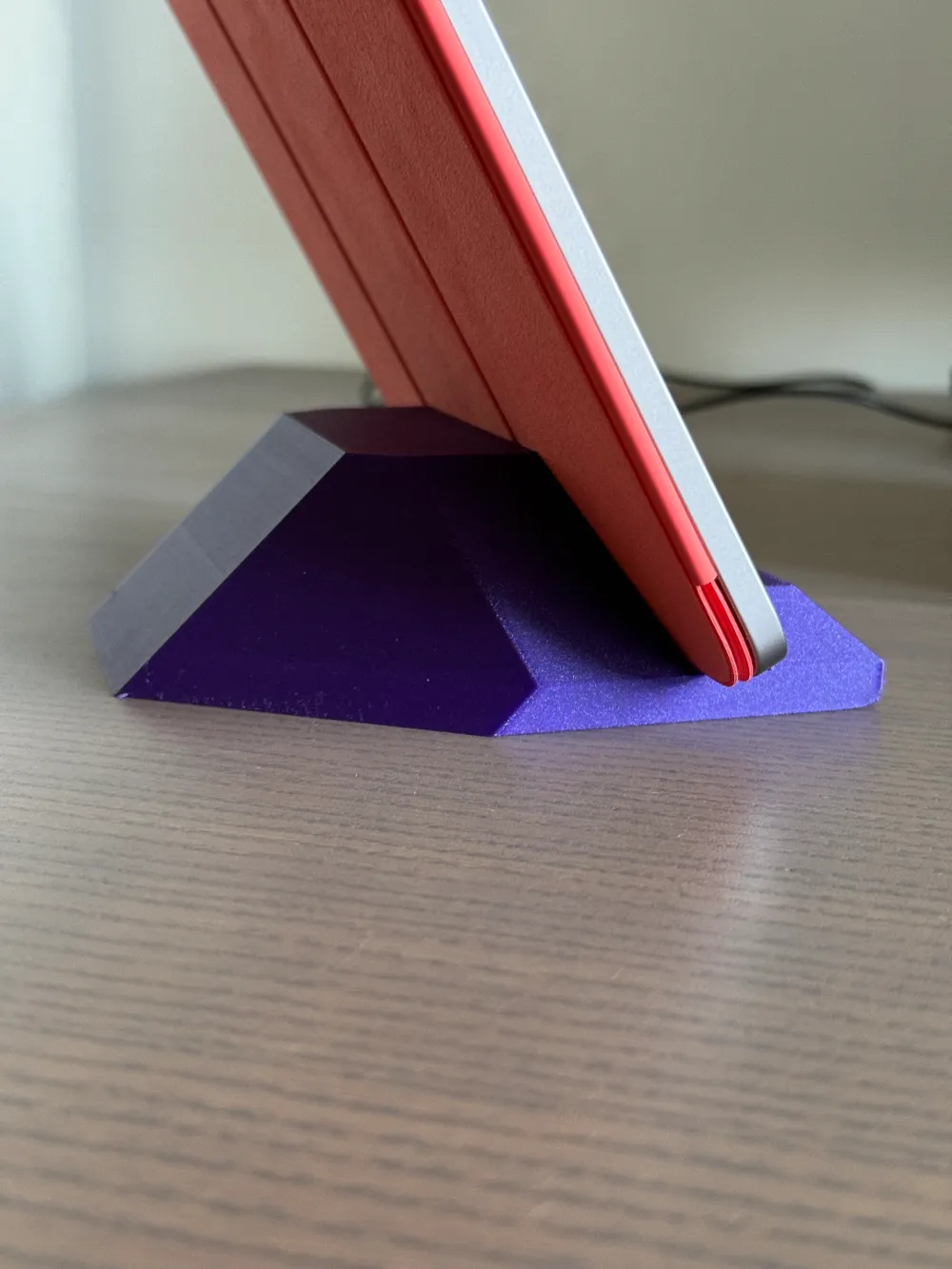 Ipad desk stand by Rubberduck85 - MakerWorld