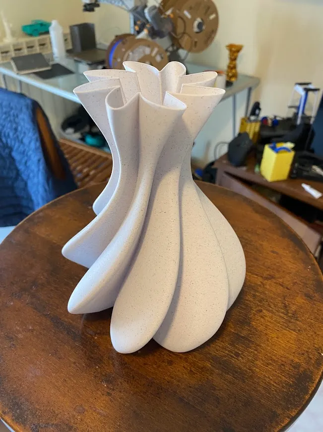 vase flower by elio196721 - MakerWorld