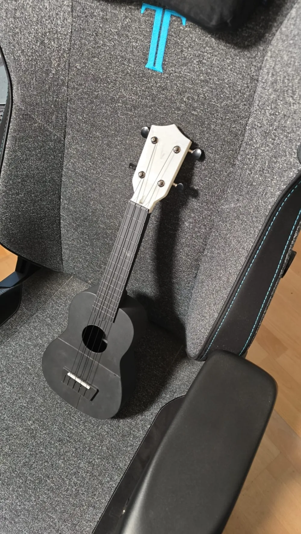 Ukulele A1 mini - Free 3D Print Model - MakerWorld