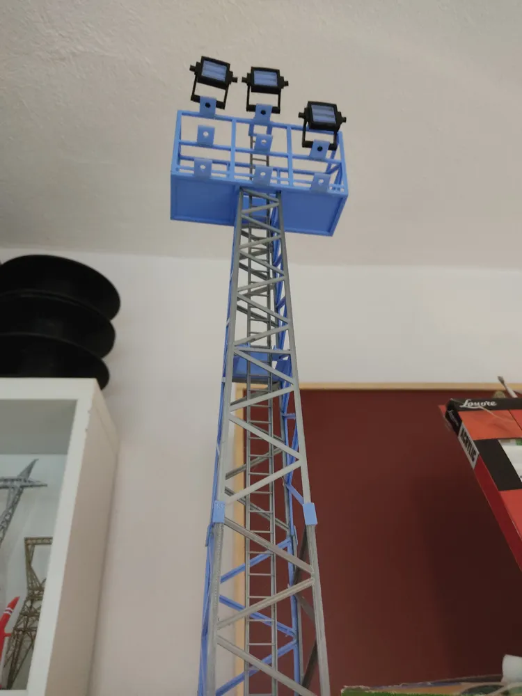 LIGHTING TOWER SCALE 1:20 - Free 3D Print Model - MakerWorld