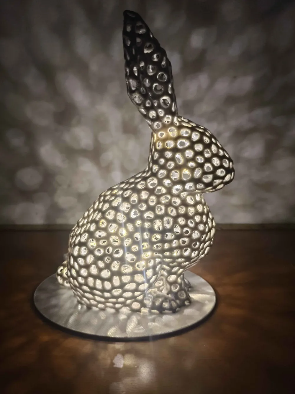 Voronoi Rabbit Lamp - Free 3D Print Model - MakerWorld