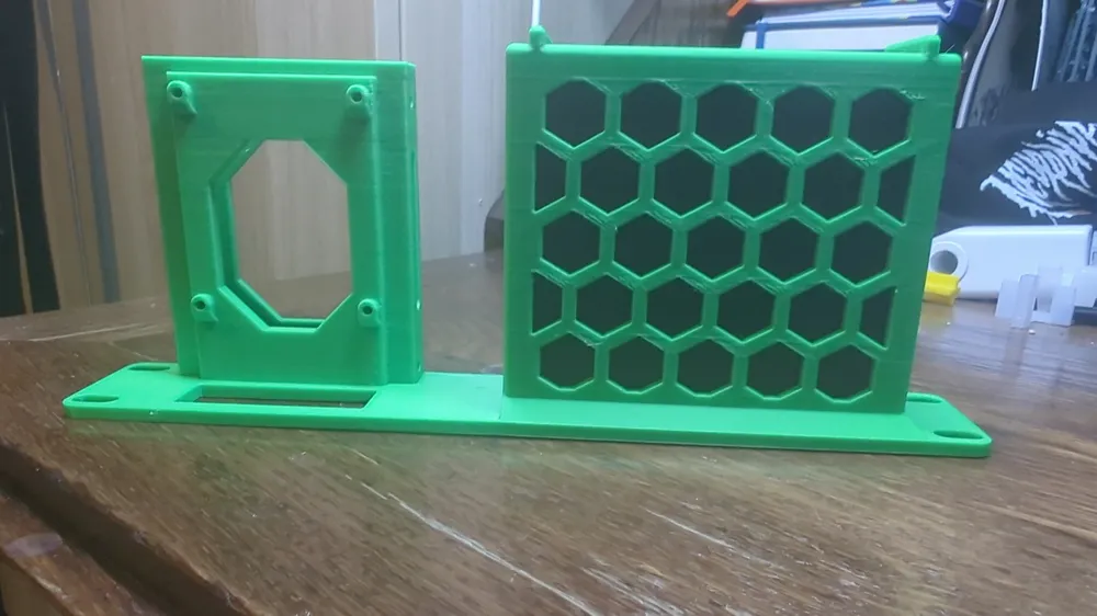 TP-Link LS105G + RPi & SSD 10-Zoll-Rack-Halterung – Kostenloses 3D ...