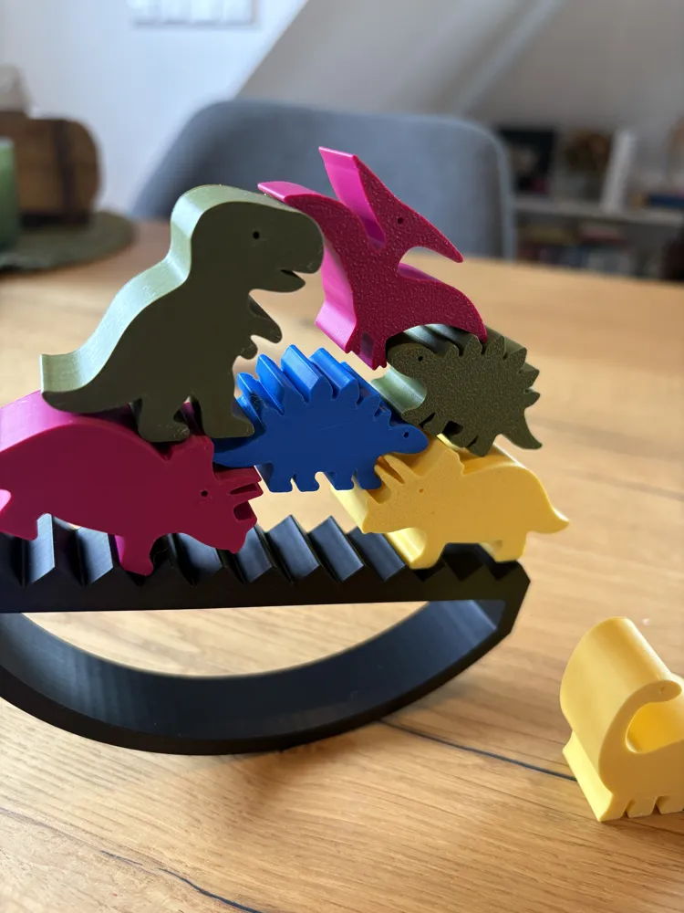 Juego de equilibrio de dinosaurios por Engineer’s Mind MakerWorld: Descarga Modelos 3D Gratuitos