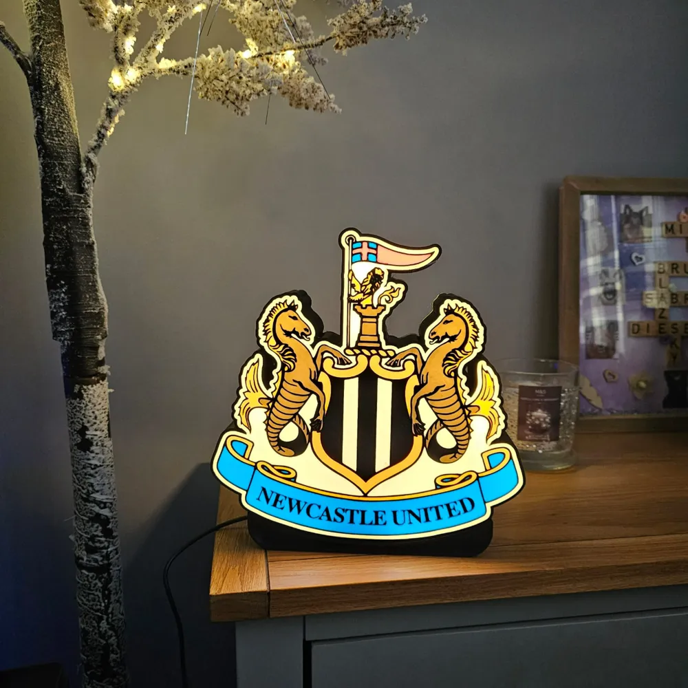 Newcastle United Football Club Badge LED Light Box - Free 3D Print ...