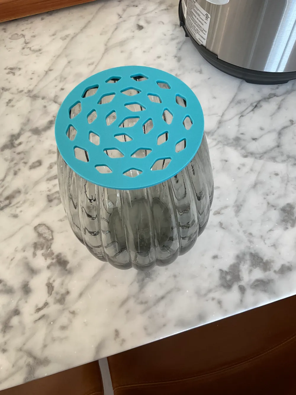 Customizable Flower Frog - Free 3D Print Model - MakerWorld