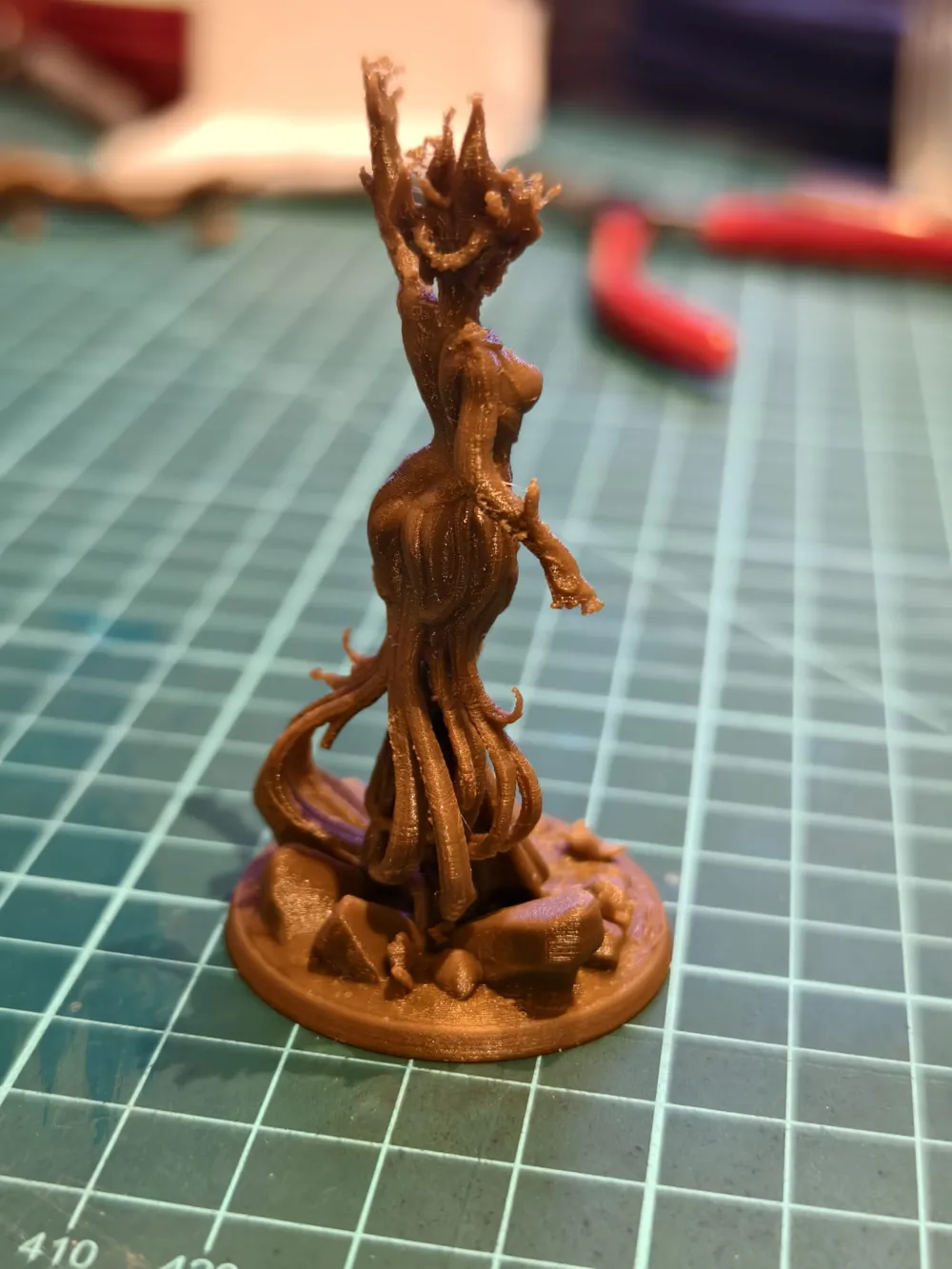 Dryad tabletop mini - Free 3D Print Model - MakerWorld