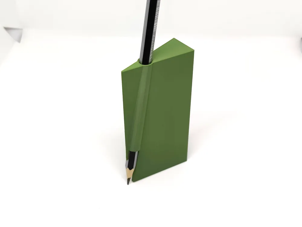 Tracing jig for tracing objects by Ravnoposeven MakerWorld: Download ...