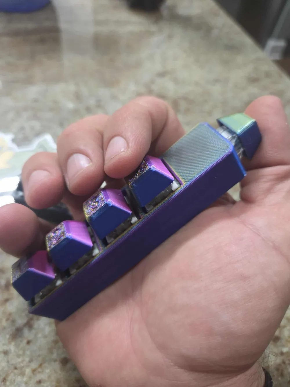 5-Finger Keyboard Clicker Fidget Toy by LinksLabs3D MakerWorld ...
