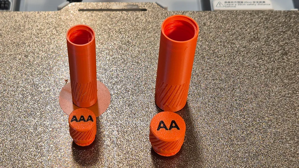 Round Battery Case - CR2 AAA & AA sizes by Dean_Menhennet - MakerWorld