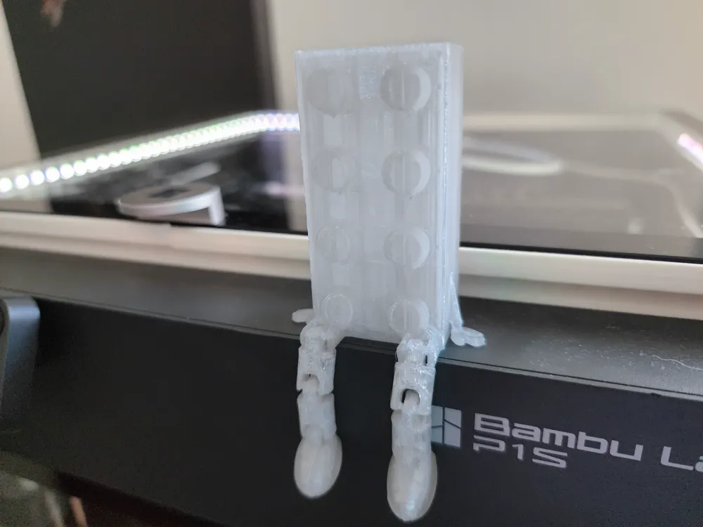 Flexi Building Brick With arms by ryan.printingnerd - MakerWorld