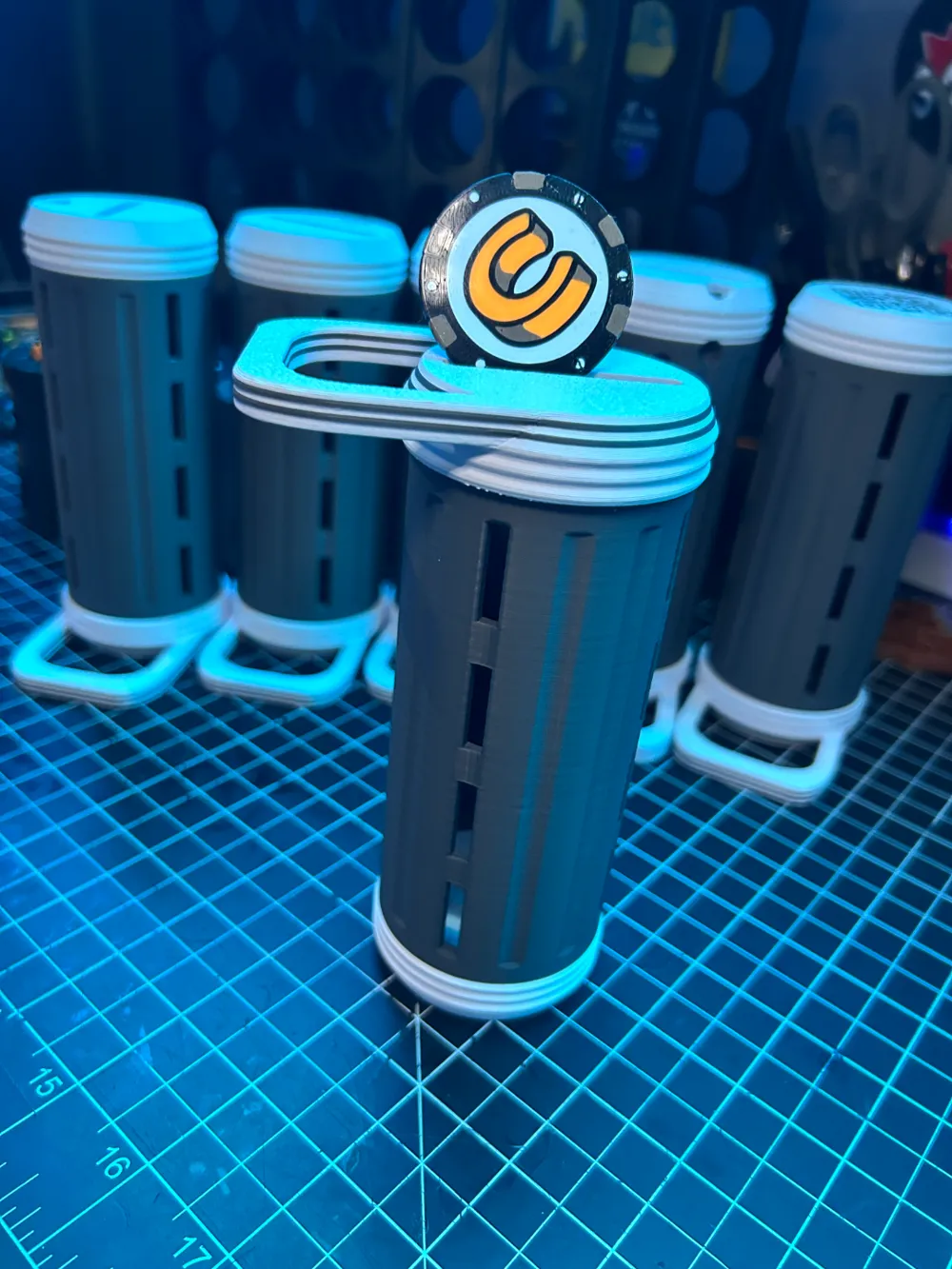 MakerChip Collector Capsule by K2_Kevin - MakerWorld