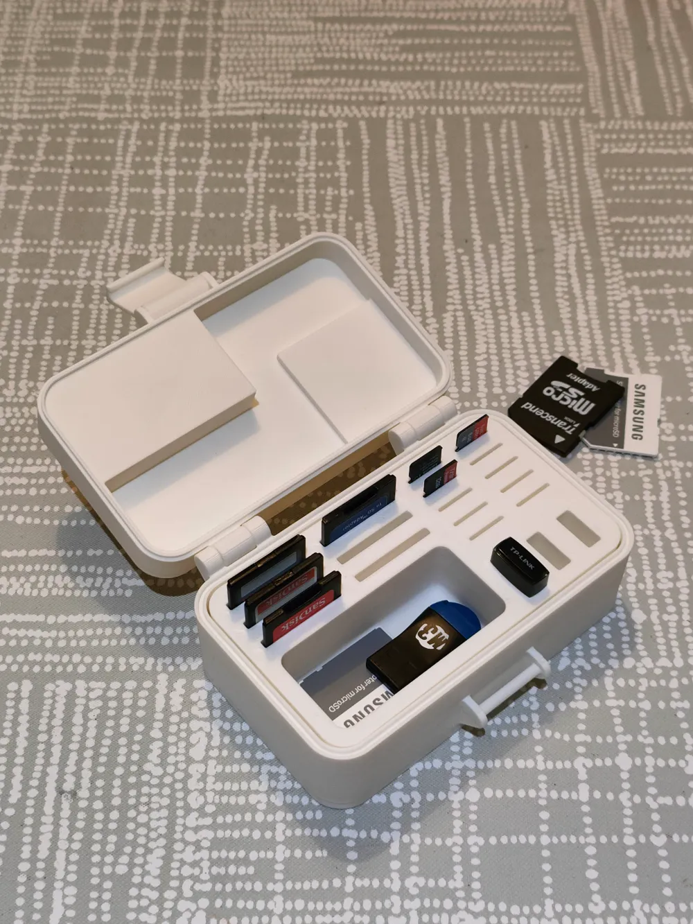 SD card storage box (in place) by DjeMakerWorld: Download Free 3D Models