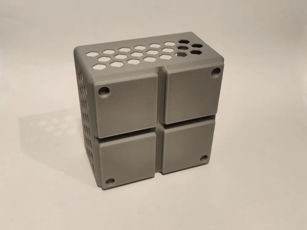 Gridfinity Bin 2x2 - Hex Wall Remixed by Levi Moore - MakerWorld