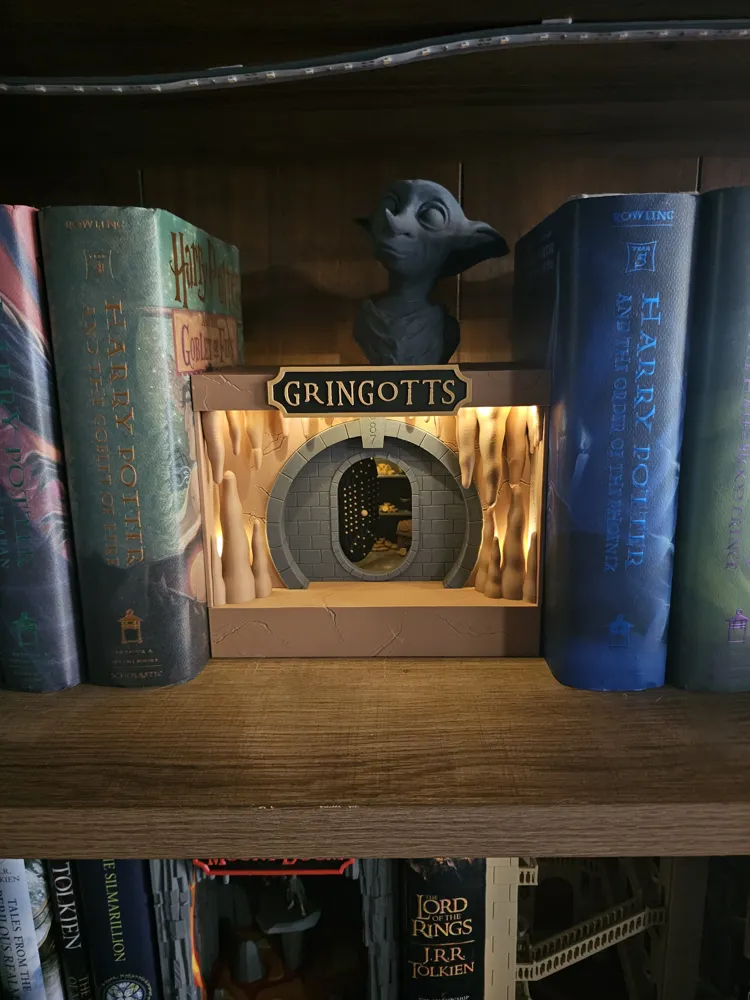 Harry Potter Gringotts Vault Book Nook - Free 3D Print Model - MakerWorld