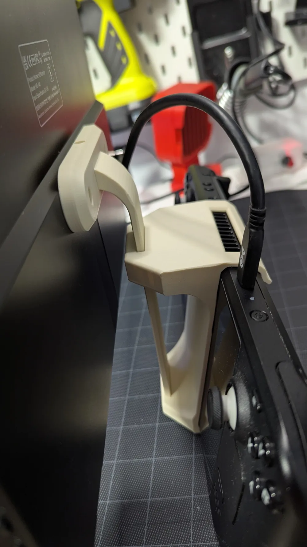 Steamdeck screen attachment VESA adapter/Stand - Free 3D Print Model ...