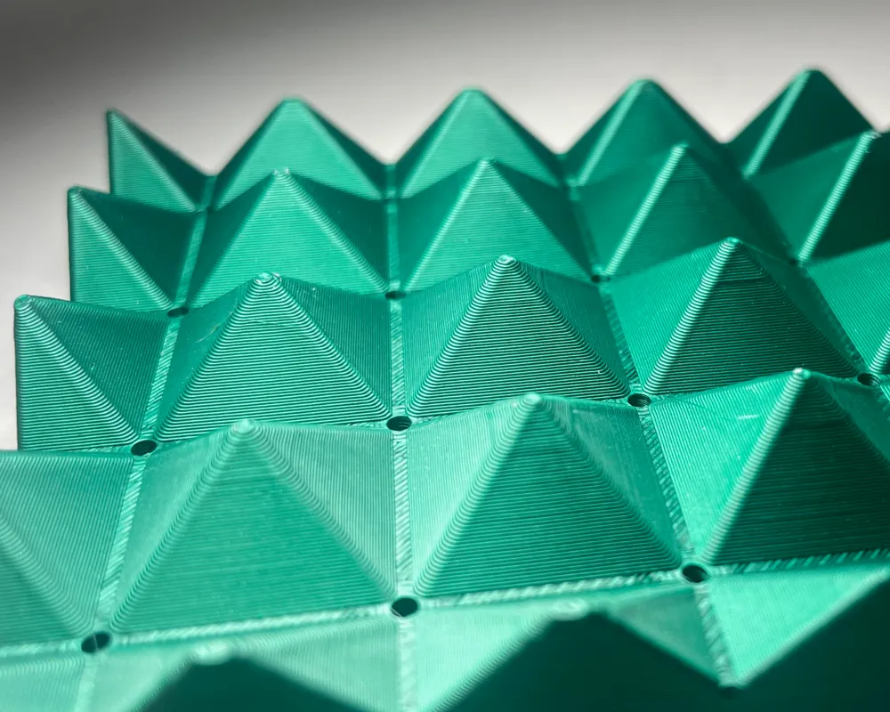 Super Spiky Soap/Sponge Tray by cartyski - MakerWorld