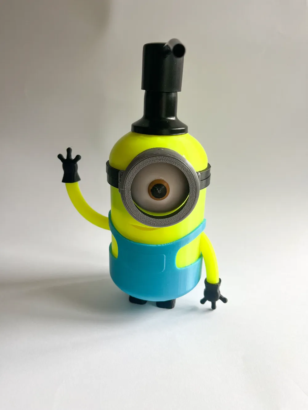 Minion - soap dispenser by Teixi3D - MakerWorld