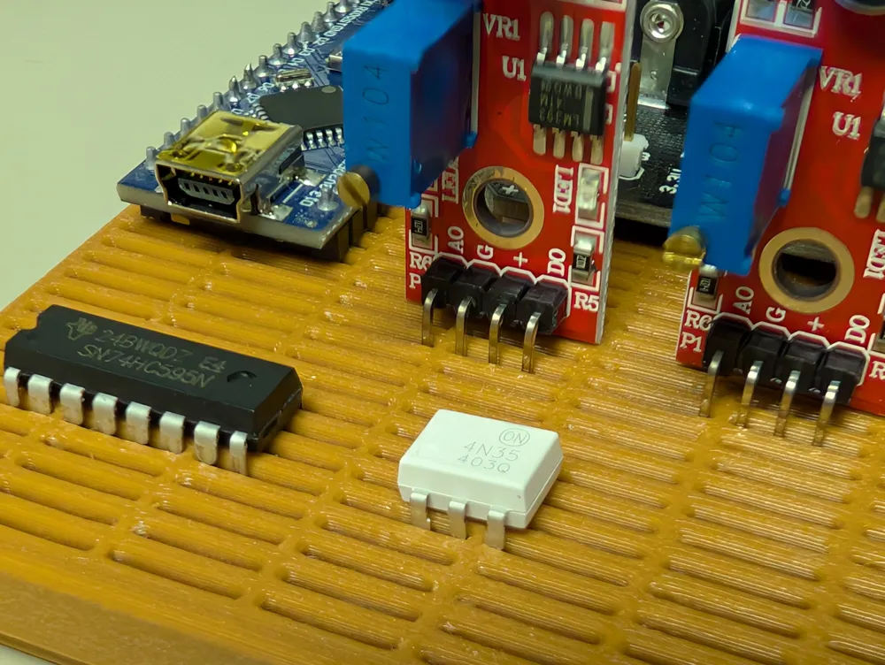 Soporte/Almacenamiento de Componentes Electrónicos Gridfinity por Min.R ...