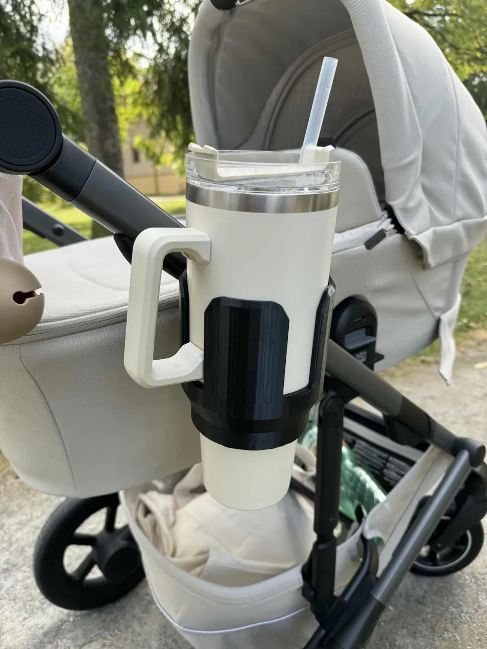 Cybex / Britax Stanley cup holder - Free 3D Print Model - MakerWorld