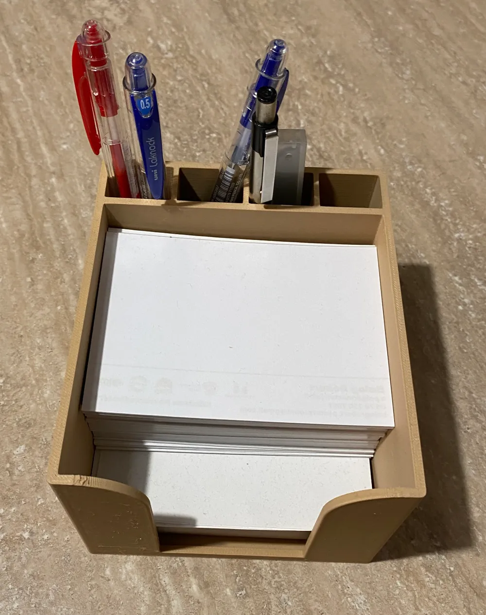 Simple sticky notes and pen holder by Rockstone - MakerWorld