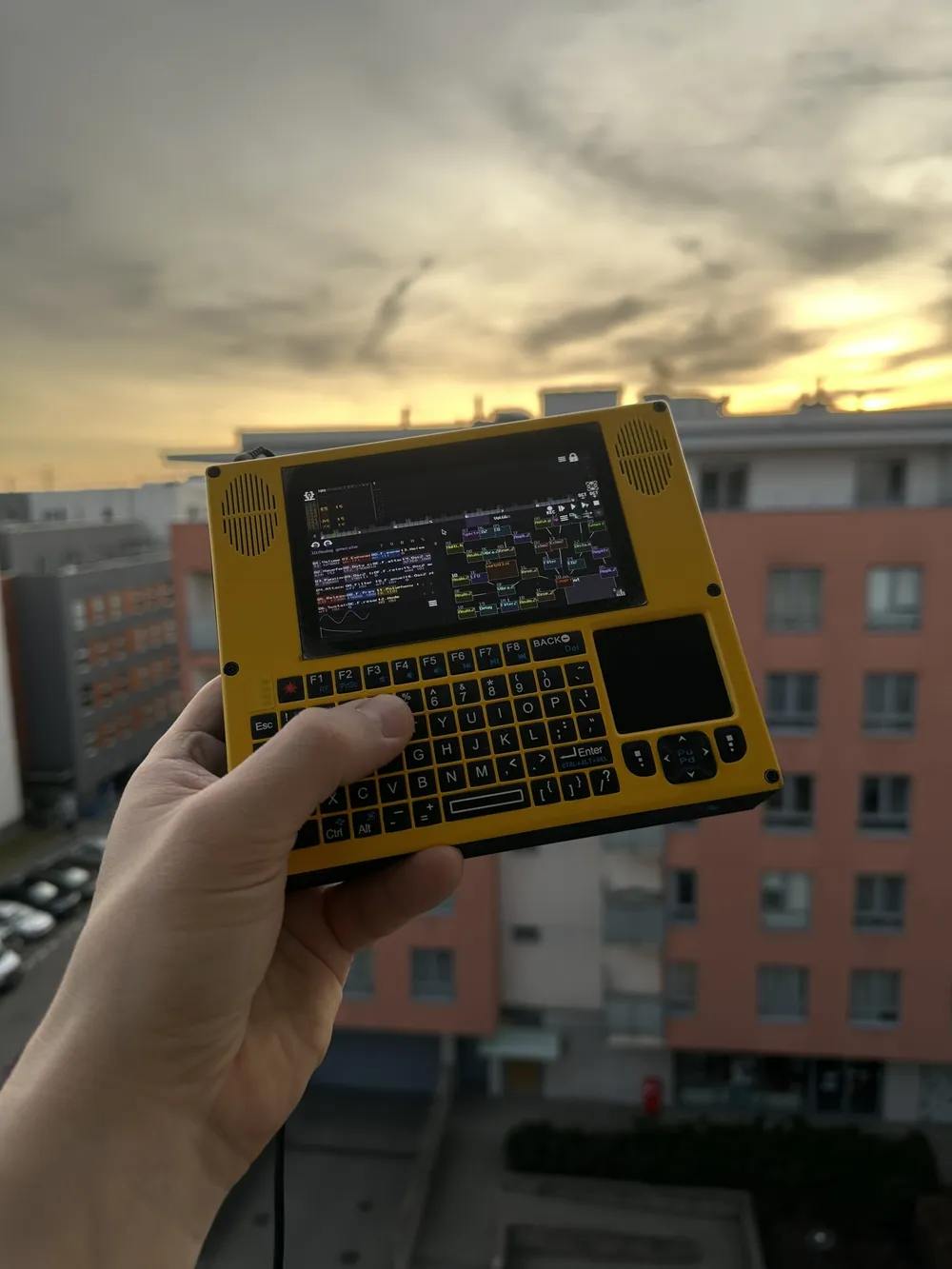 Cyberdeck – Raspberry Pi 4/5 by chrisicksix MakerWorld: Download Free ...