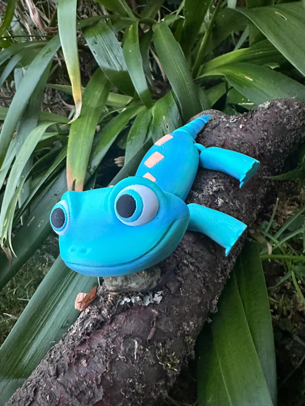 Bruni by Frozen2 (Flexy) - Cute Baby Lizard Glow in Dark by Ciuf_Ciuf ...