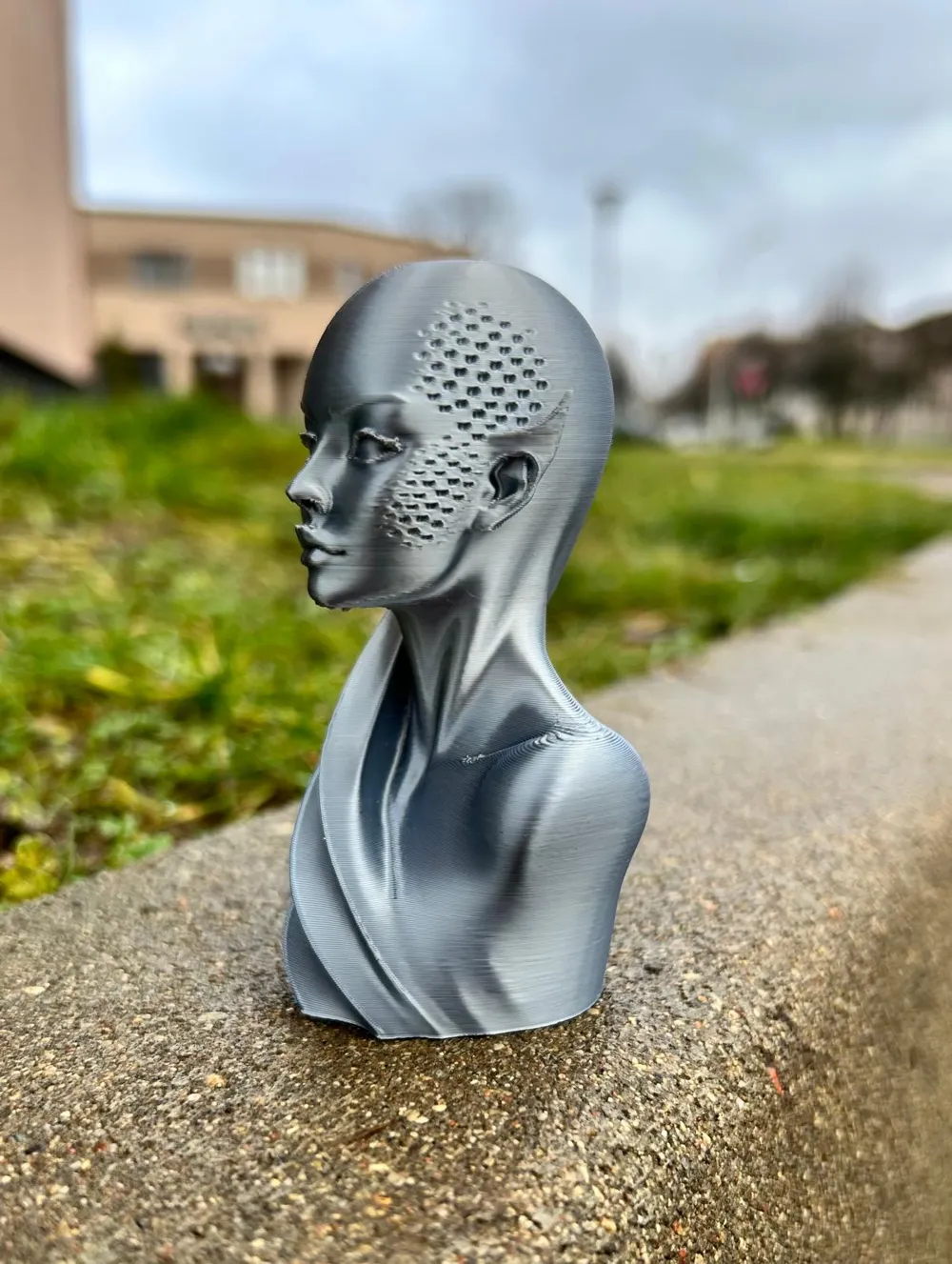 women decor - Free 3D Print Model - MakerWorld