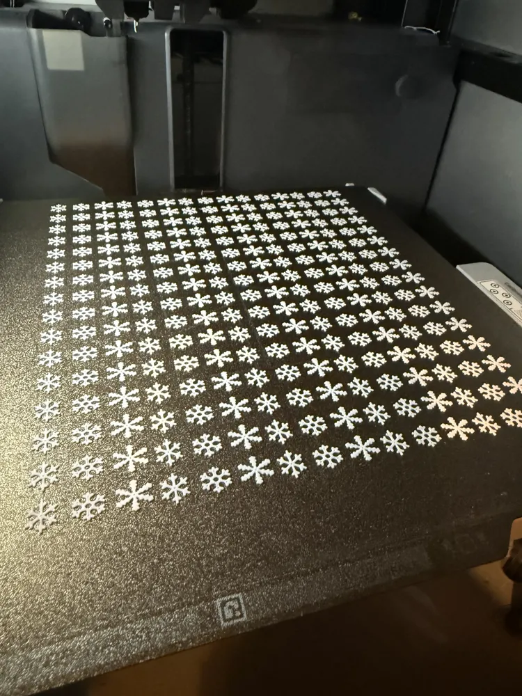 Snowflake Confetti Winter Decoration (5.18g Filament) - Free 3D Print ...