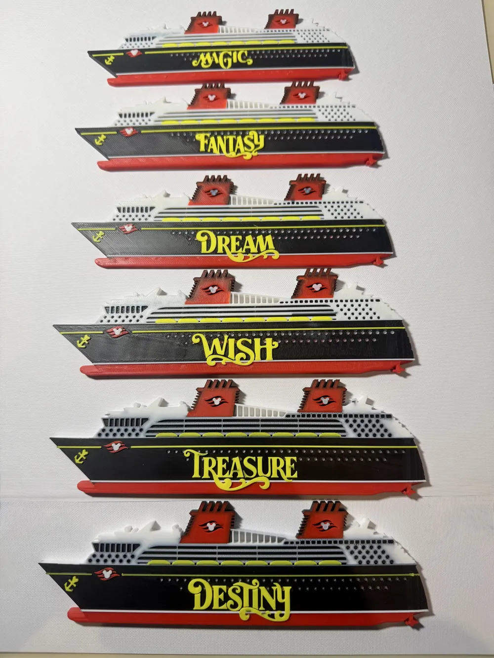 Disney Cruise Ship Magnet (Editable Family Name) - Free 3D Print Model ...