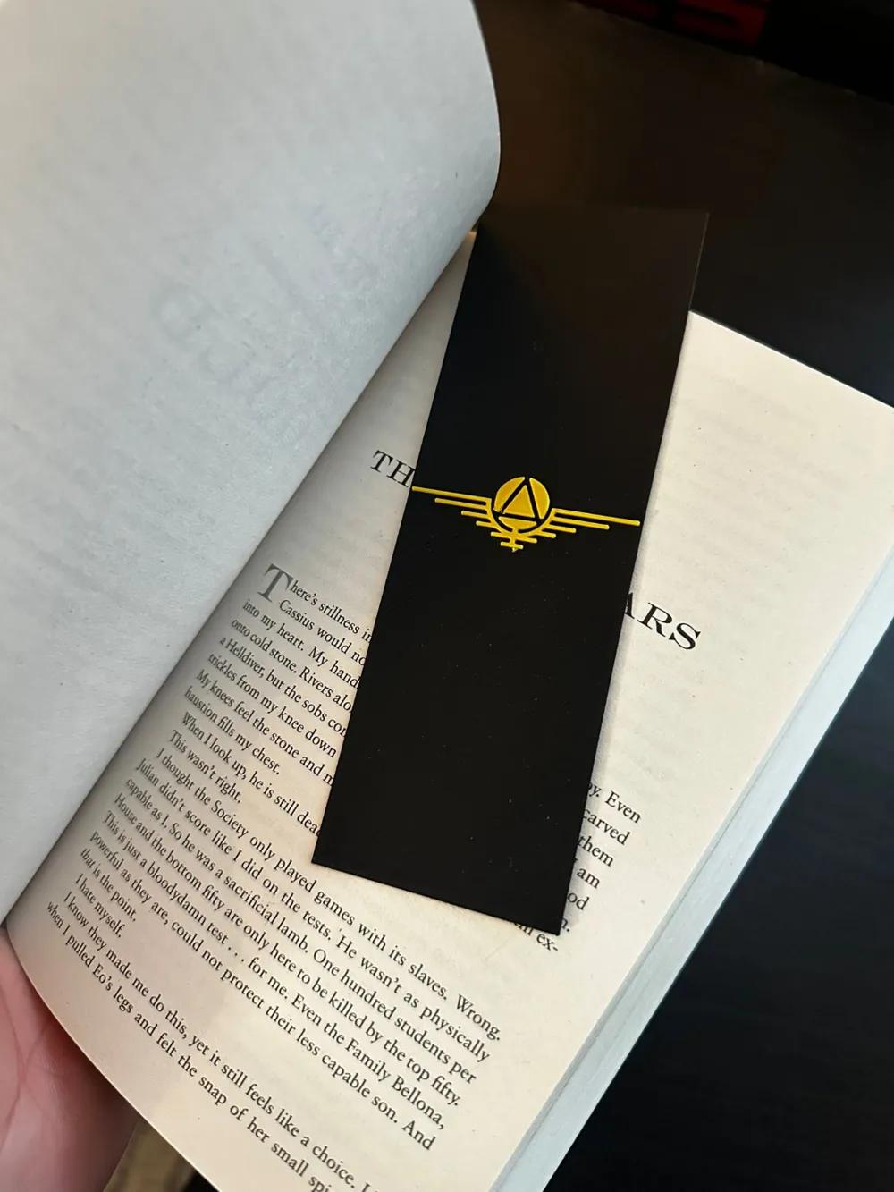 Red Rising Gold Sigil Bookmark - Free 3D Print Model - MakerWorld
