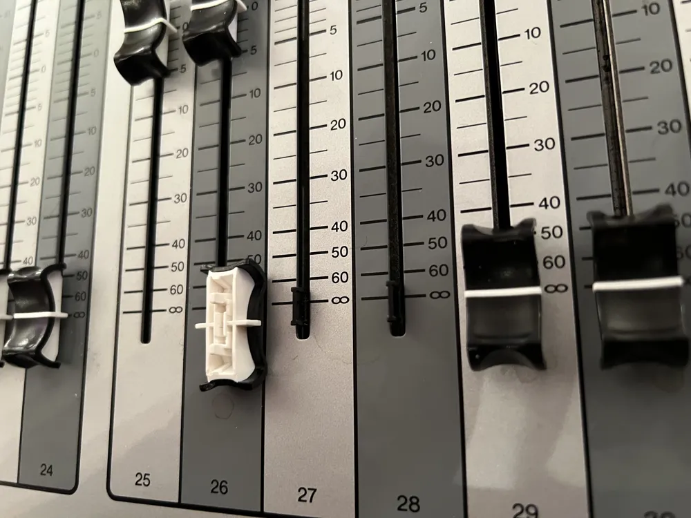 Yamaha TF5 Fader Knob by wesyarber - MakerWorld