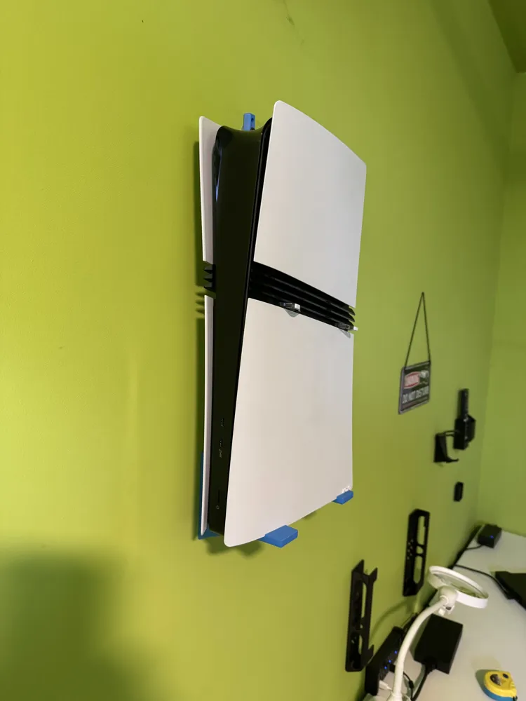 PS5 Pro Digital - Wall Mount (Left Side Only) - Free 3D Print Model ...
