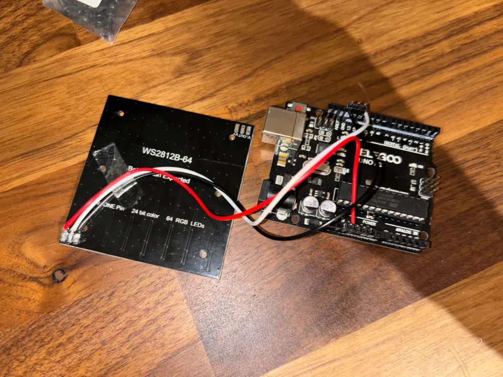 用于模拟赛车Arduino Uno的旗盒 来自 Laurens Pergola - MakerWorld