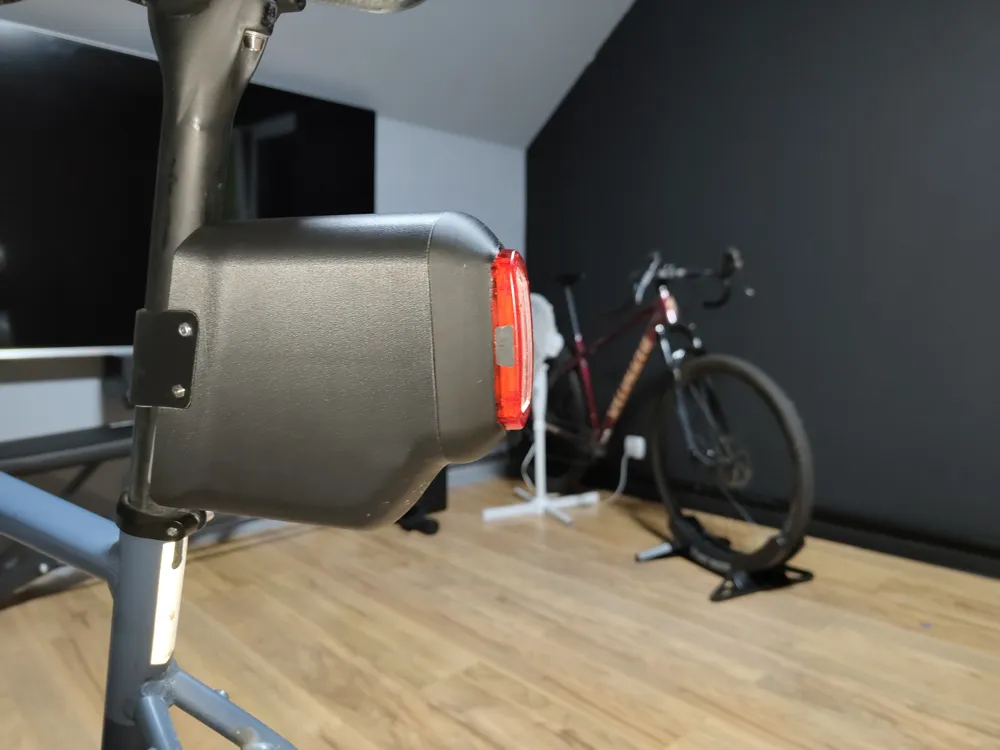 Caixa de ferramentas Aero - suporte Garmin para luz personalizada ...