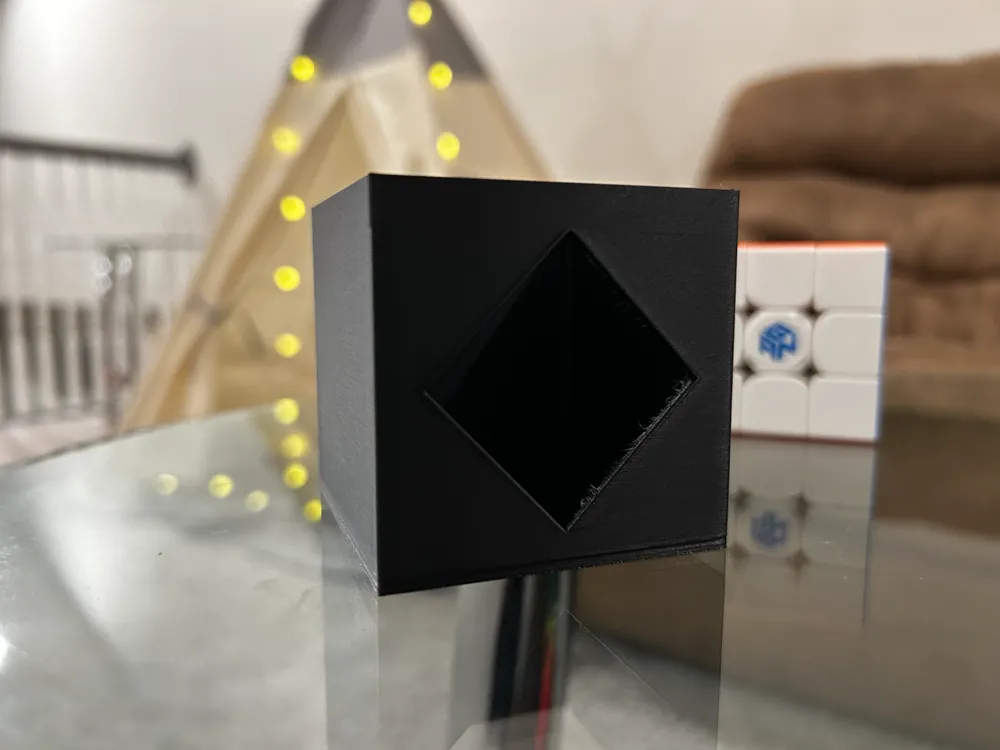 Rubix Cube Case by las_r MakerWorld: Download Free 3D Models