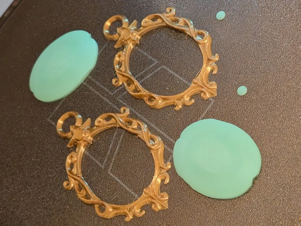 Magical Glow Amulet for Kids - Free 3D Print Model - MakerWorld