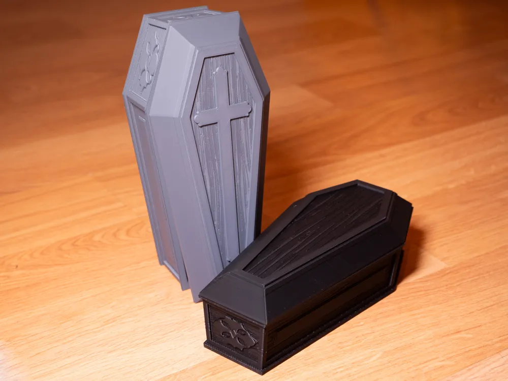 Dracula's Coffin - 1/12 Scale Prop Container - Free 3D Print Model - MakerWorld
